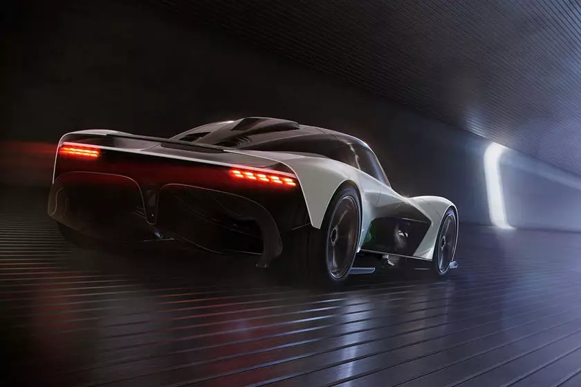 2023 Aston Martin Valhalla การขับขี่แบบมองหลัง