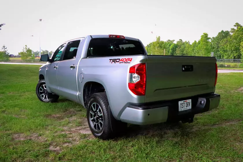 Ihe ọma na ihe ọjọọ nke Toyota Tundra 2019 19502_5