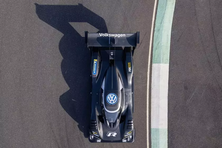 Volkswagen sāk testēt pilnībā elektrisko I.D. R Pikes Peak 19580_4