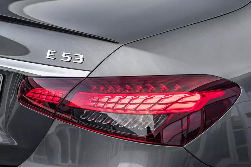 2021 Mercedes-AMG E53 Waxay la timid Habayn La Wanaajiyey iyo Farsamo Cusub 19613_6