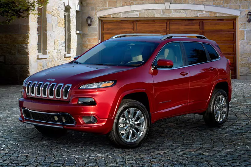 2014-2021 Jeep Cherokee Pamje nga këndi i përparmë