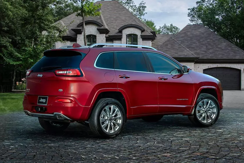 2014-2021 Jeep Cherokee Rear Angle View