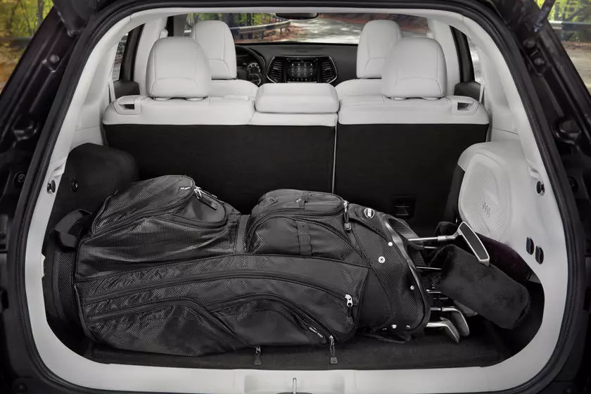 2014-2021 Jeep Cherokee Trunk Space