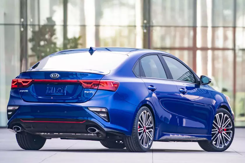 2020 Kia Forte GT Pri agresif kòm yon piyay pèfòmans 19741_3