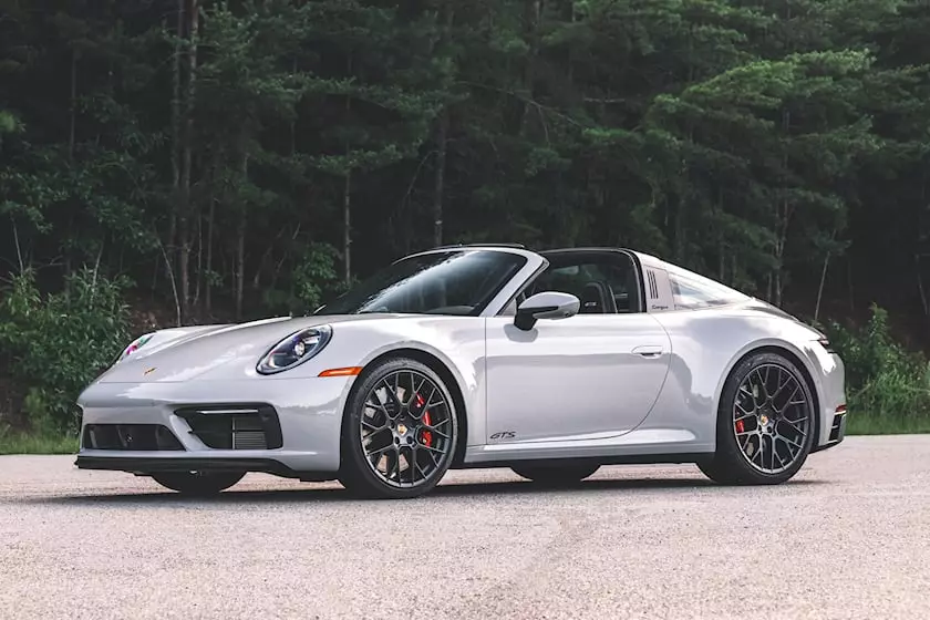 2021-2022 Porsche 911 Targa 4 Golwg Ymlaen