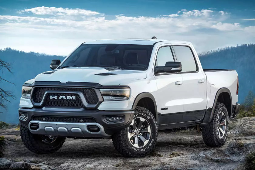 بۇ دۇنيادىكى ئەڭ تەلەيسىز 2019 Ram 1500 ئىگىسى 19908_5