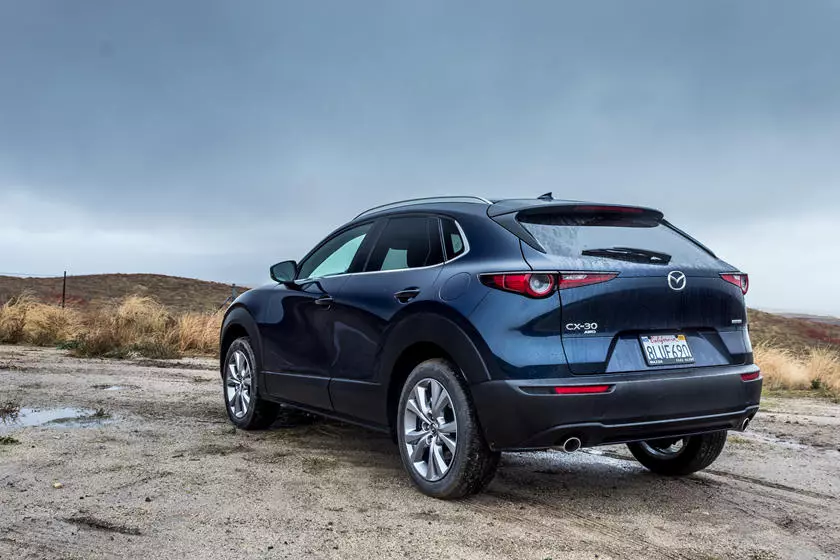 2020 Mazda CX-30 ပထမဦးစွာ Drive ပြန်လည်သုံးသပ်ခြင်း- ဝတ်စုံအသစ်တစ်ခုမျှသာမဟုတ်ပါ။ 20142_2