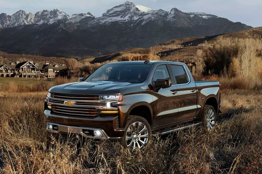 2019. aasta Chevrolet Silverado 1500 esmapilgul ülevaade: veok kõigile 20163_4