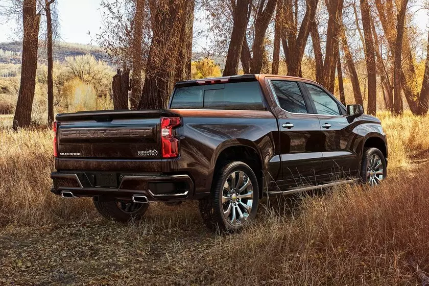 2019 Chevrolet Silverado 1500 First Look Review: Nákladné auto pre každého 20163_5