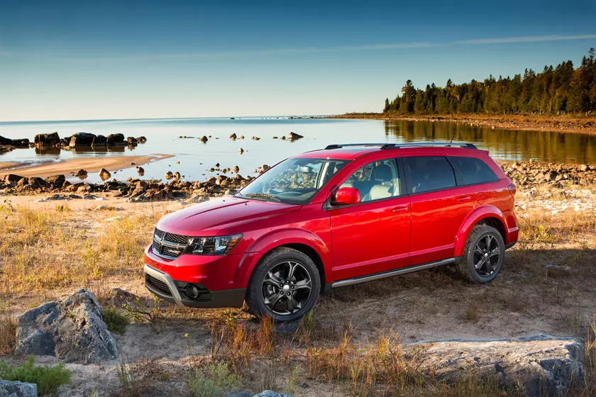 Vista frontal de Dodge Journey 2014-2020