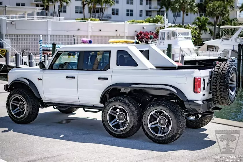 Ngày tận thế 6x6 khiến Ford Bronco trông giống như một món đồ chơi 20284_10