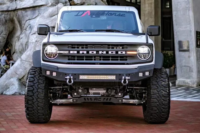 I-Apocalypse 6x6 yenza iFord Bronco ibukeke njengeToyi 20284_3