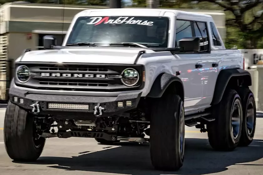 Апакаліпсіс 6x6 робіць Ford Bronco падобным на цацку 20284_9