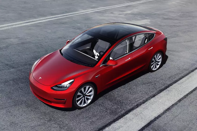 2017-2020 Tesla Model 3 Näkymä edestä