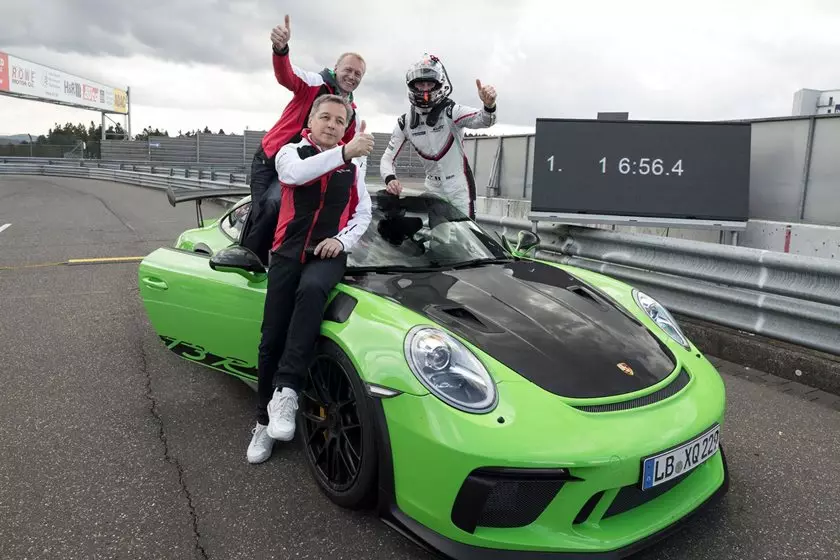 Chevrolet hjálpaði Porsche 911 GT3 RS að setja ótrúlegan Nurburgring tíma 20435_5