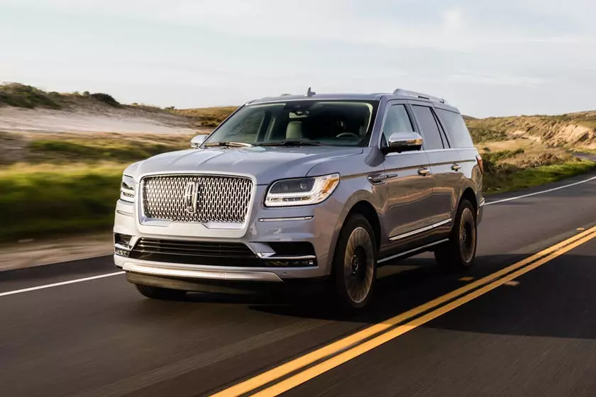 2018-2019 Lincoln Navigator Front View បើកបរ