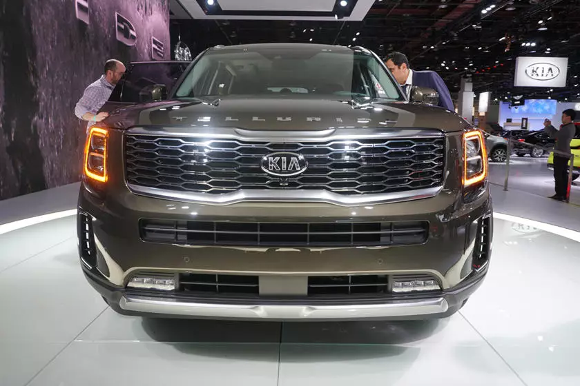 Iso ja rohkea 2020 Kia Telluride on saapunut 20509_4