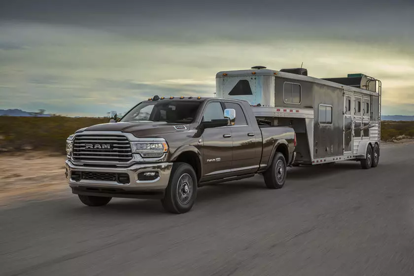 2019 Ram Heavy Duty atterra con 1.000 libbre-piedi di coppia 20528_15