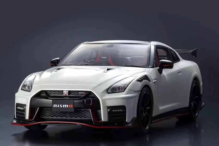 Nissan GT-R Nismo Ni alaye Ridiculously Se Ultra-toje 20543_10