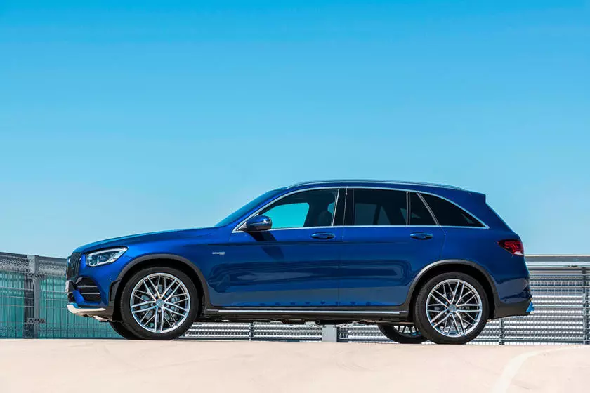 2020 წლის Mercedes-AMG GLC 43 პირველი შეხედვის მიმოხილვა: ერთ-ერთი საუკეთესო ჯიპი გარშემო 20591_2