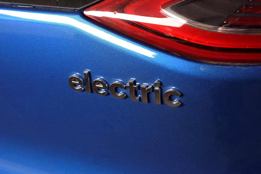 Hyundai Ioniq Electric už nie je len pre Kaliforniu 20616_10