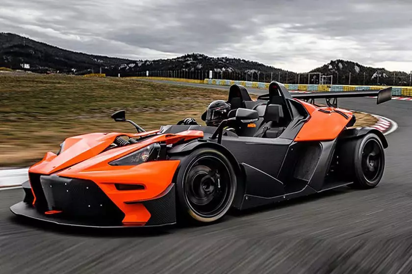 Мутаассифона, ин 600-қувваи асп KTM X-Bow барои роҳ нест 20640_4