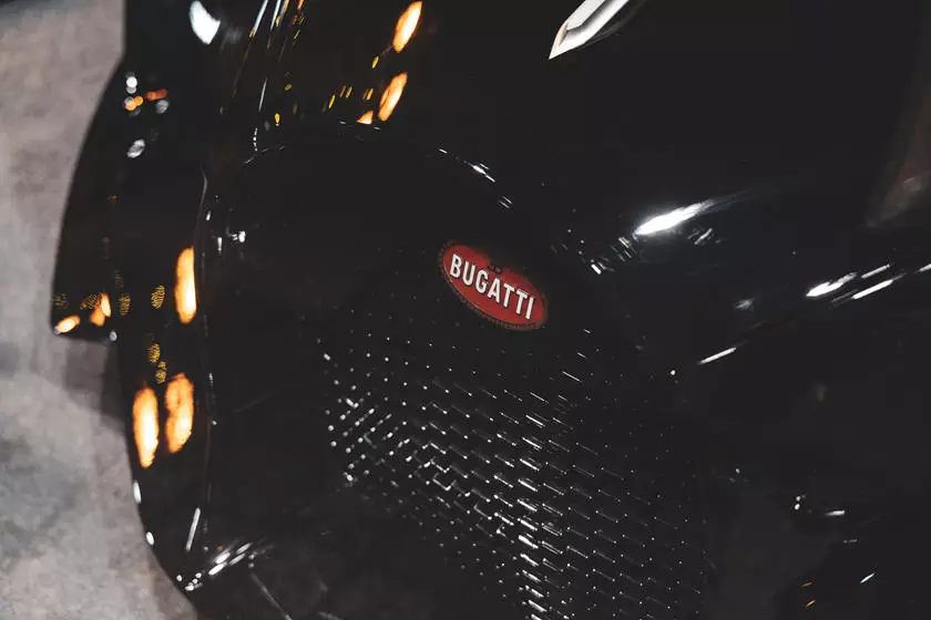 Bugatti Boxes مىلاد بايرىمى ئۈچۈن 18 مىليون دوللارلىق La Voiture Noire 20753_7