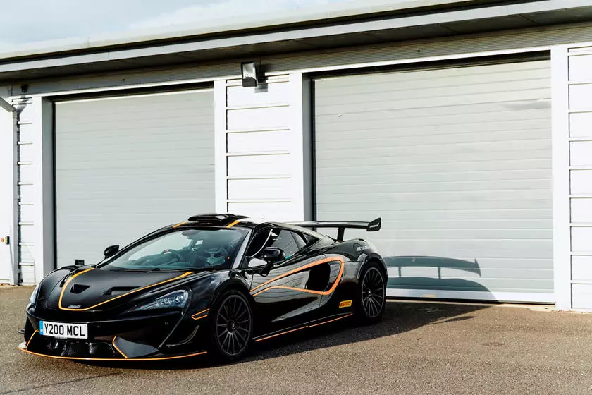 O McLaren 620R R Pack é muito extremo para os americanos 20918_13