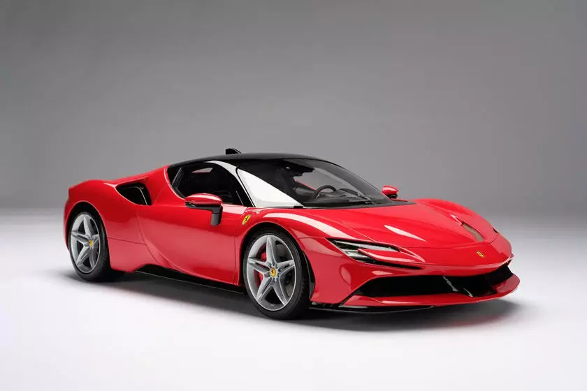 Новыя Ferrari цяпер пастаўляюцца з адпаведнай мадэллю з 1000 дэталяў 20942_4