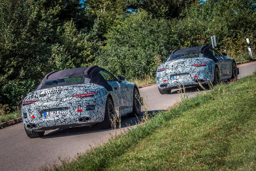 Так будет выглядеть новый Mercedes-AMG SL-класса 21042_5