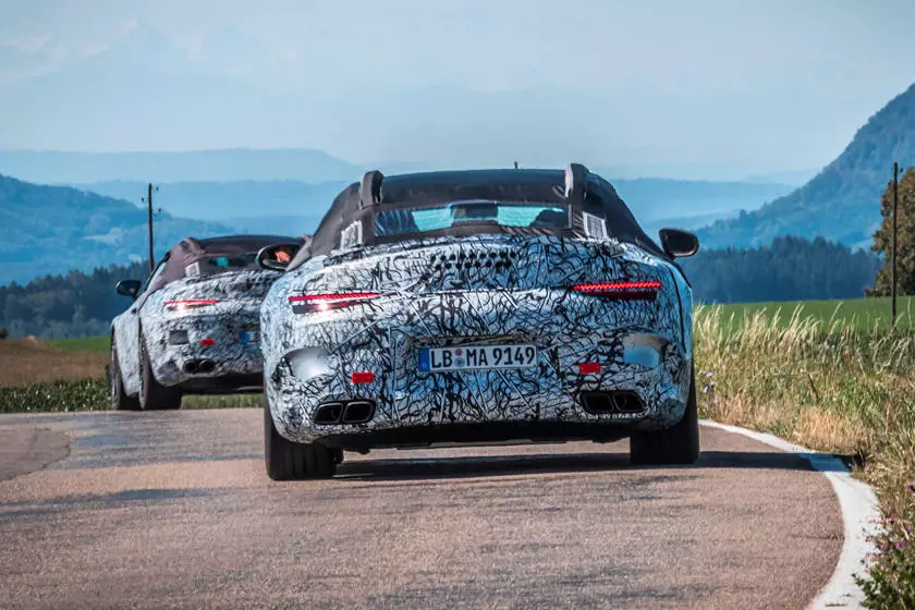 Так будет выглядеть новый Mercedes-AMG SL-класса 21042_6