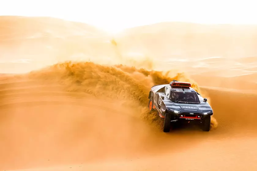 Għaliex l-RS Q e-tron Elettrifikat ta' Audi Jista' Jirbaħ Ir-Rally Dakar 21044_5