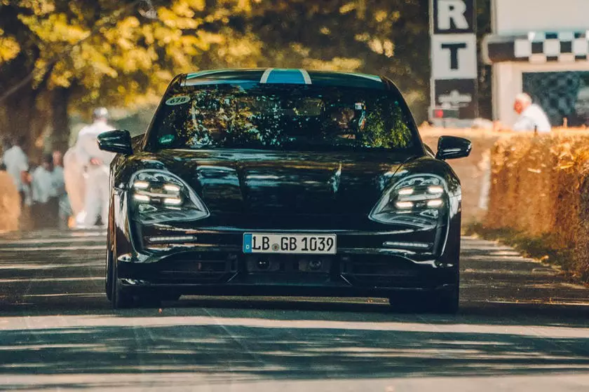 El debut del Porsche Taycan passa més aviat del que pensàvem 21062_11