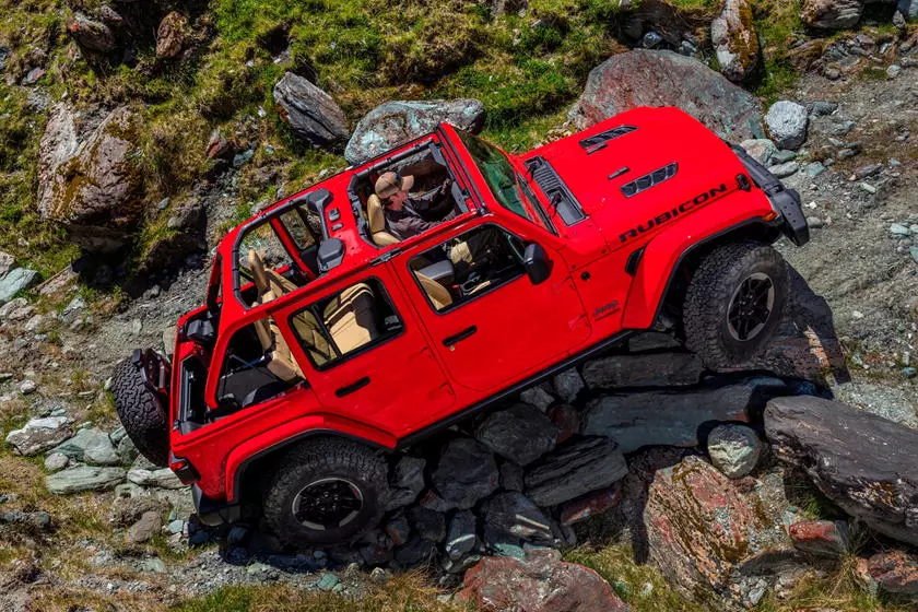 2018-2020 Jeep Wrangler Unlimited Top View