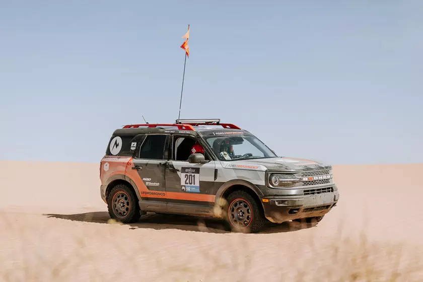Ford Baby Bronco gewinnt die Rebellen-Rallye 21354_3