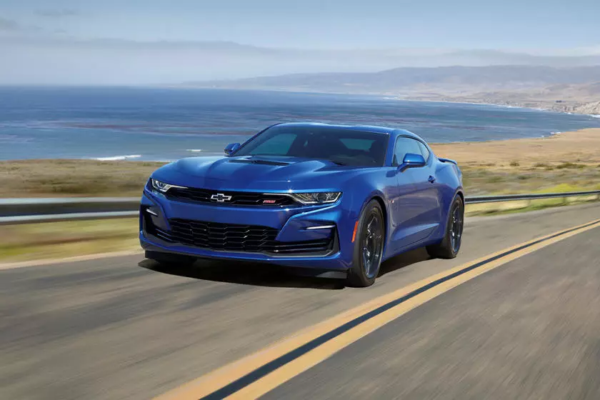 2019-2022 Chevrolet Camaro Coupe Driving Front Angle