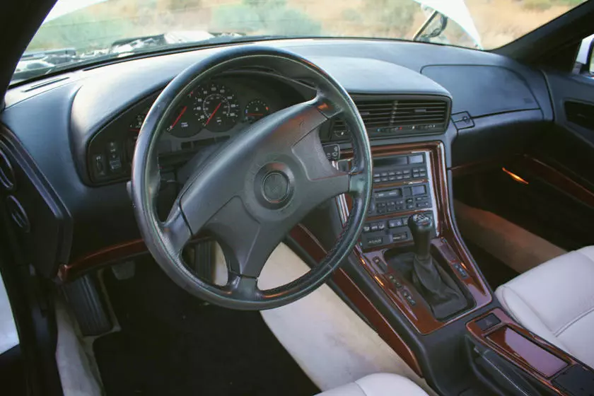 Interior Mobil Pangalusna Taun 1990-an 21634_26