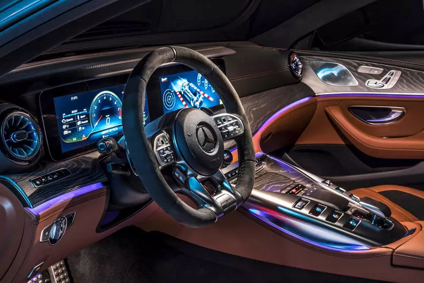 Dashboard Mercedes-AMG GT 63 2019-2021