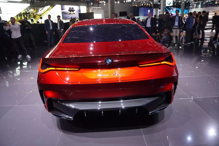 Iti Mhoro kune Iyo BMW Concept 4: Kutaridzika Kutsva Kwemhando 21907_4