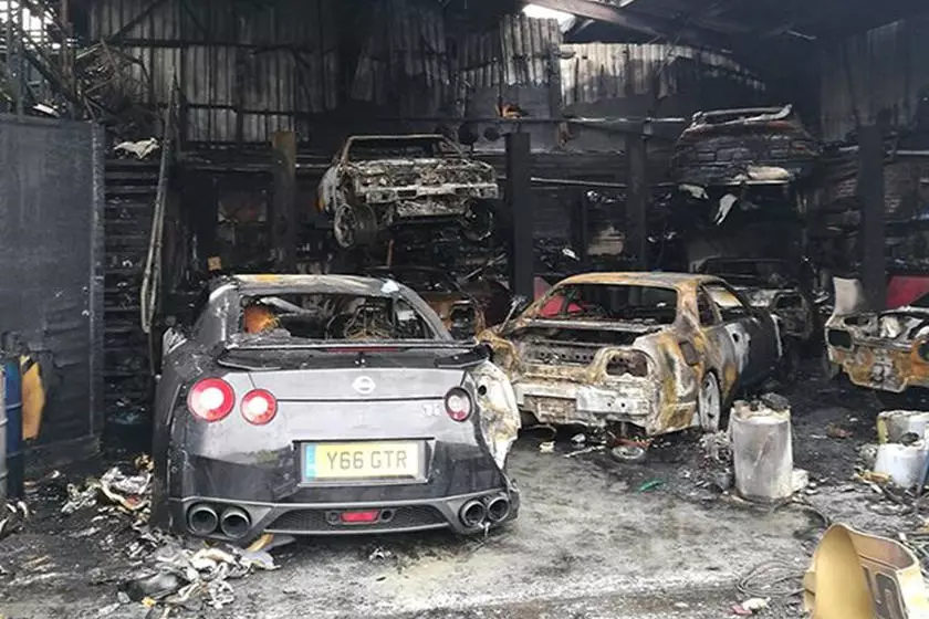 Nissan GT-R:t palavat rajusti tuhoisassa myymäläpalossa