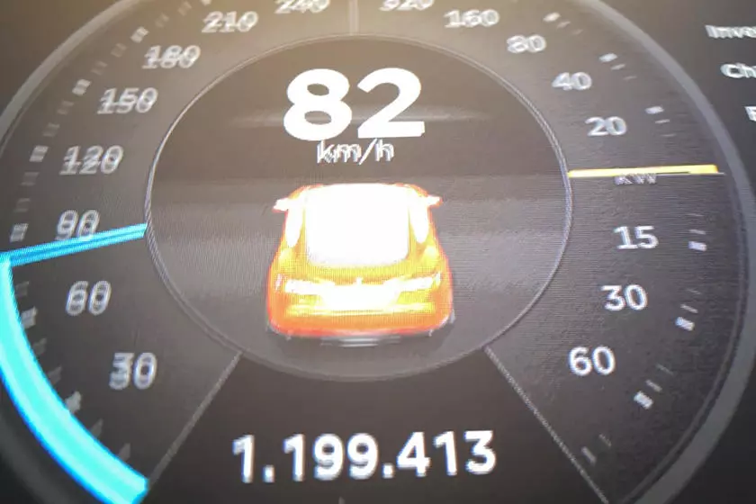750,000-Mile Tesla Inoratidza EVs Inogona Kuvimbika 22234_2