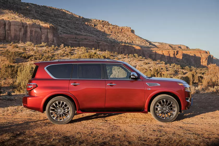 2021 Nissan Armada Side View