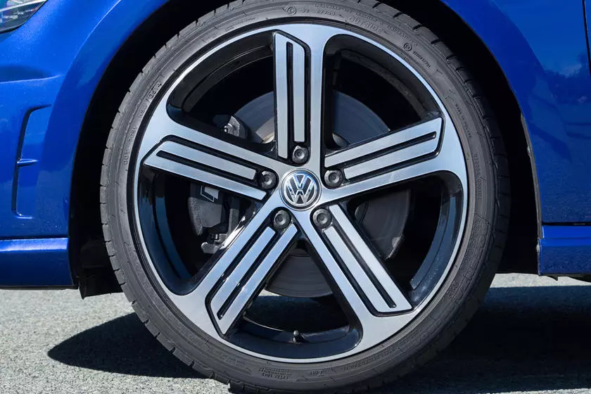 Volkswagen Golf R хәзер кайнар сату 22315_10