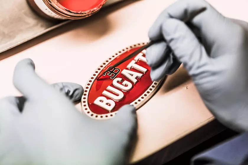 L'emblema de Bugatti és més especial del que penses 22336_5