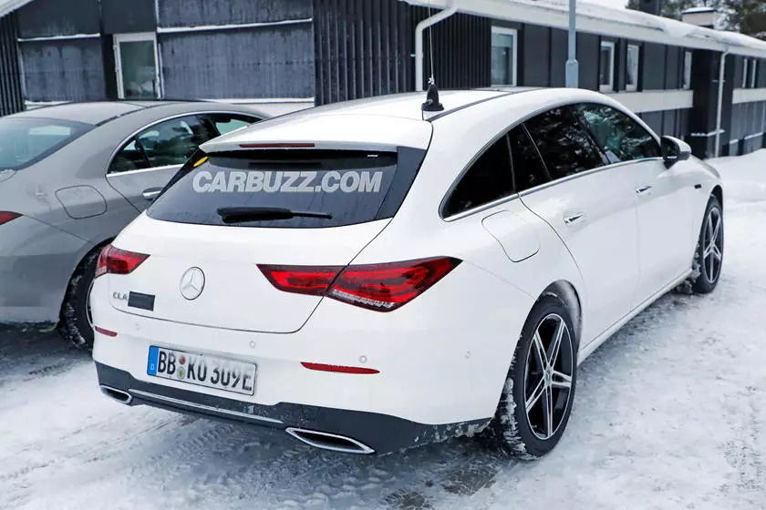 Mercedes-Benz CLA va engendrer une belle version hybride 22434_10