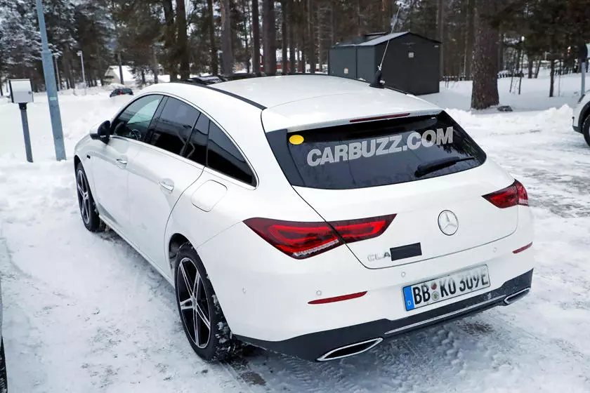 Mercedes-Benz CLA Wê Versiyonek Hîbrîd a Xweşik biafirîne 22434_11