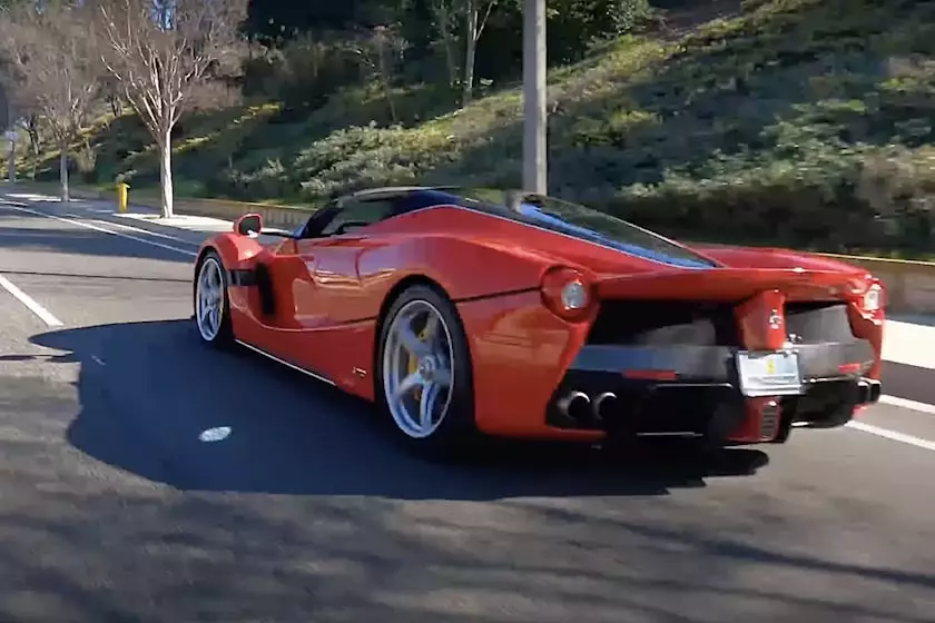 Ururiyaha Ferrari ayaa ugu dambeyntii Helay LaFerrari ka dib sanado badan oo la jebiyey 22462_5