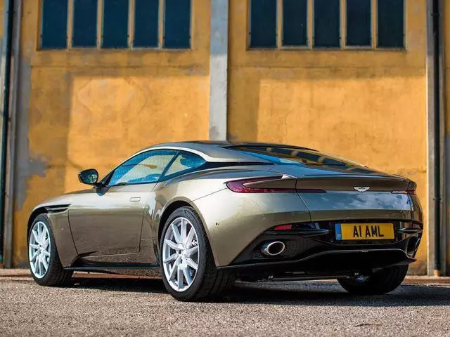 Aston Martin Waxay Samaynaysaa Faa'iido Markii Ugu Horreysay Toban sano gudahood 2247_4