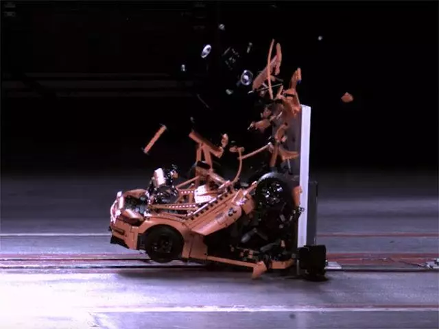 Iki Apa Apa Nalika Sampeyan Kacilakan Test A Lego Porsche 911 GT3 RS 2259_1