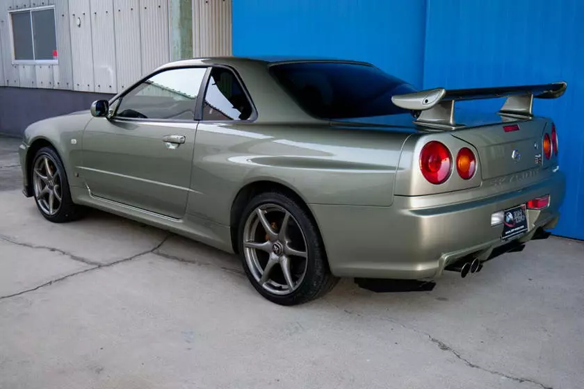 Հազվագյուտ R34 Nissan Skyline-ն արժե ավելի քան $400,000 22640_2